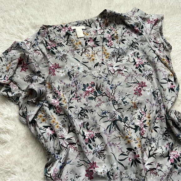 H&M | Tops | Hm Grey Floral Ruffle Sleeve Blouse | Poshmark